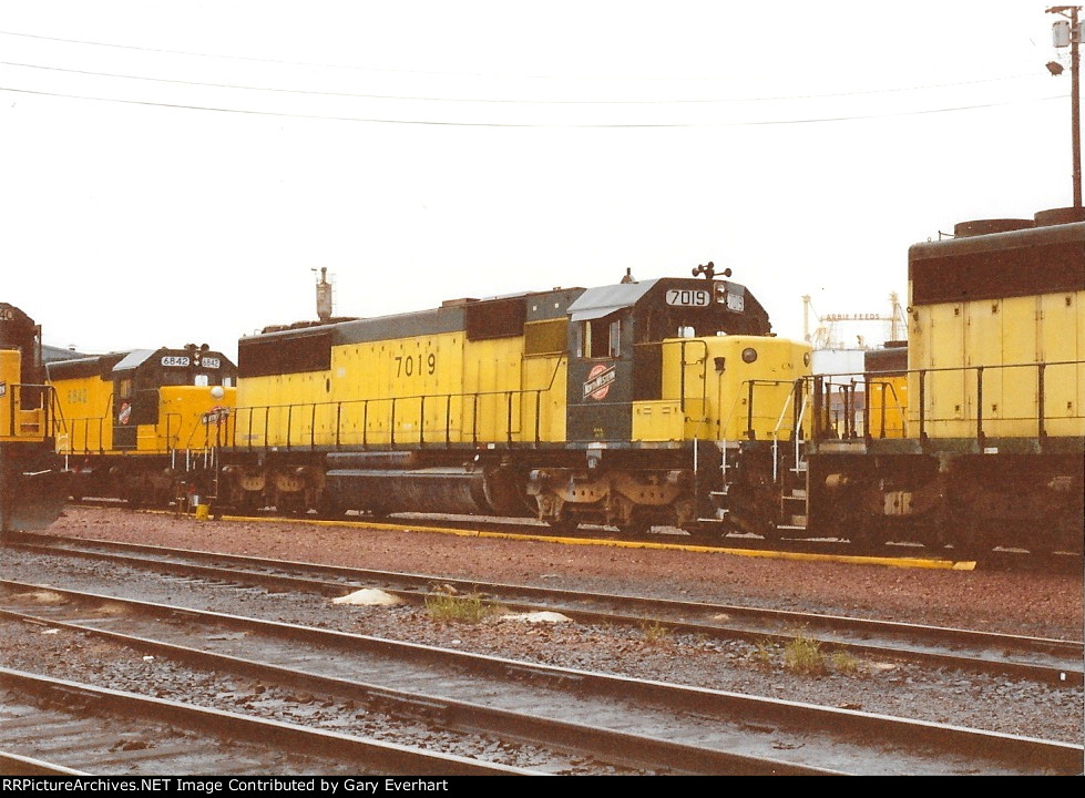 CNW #7019 - Chicago & North Western